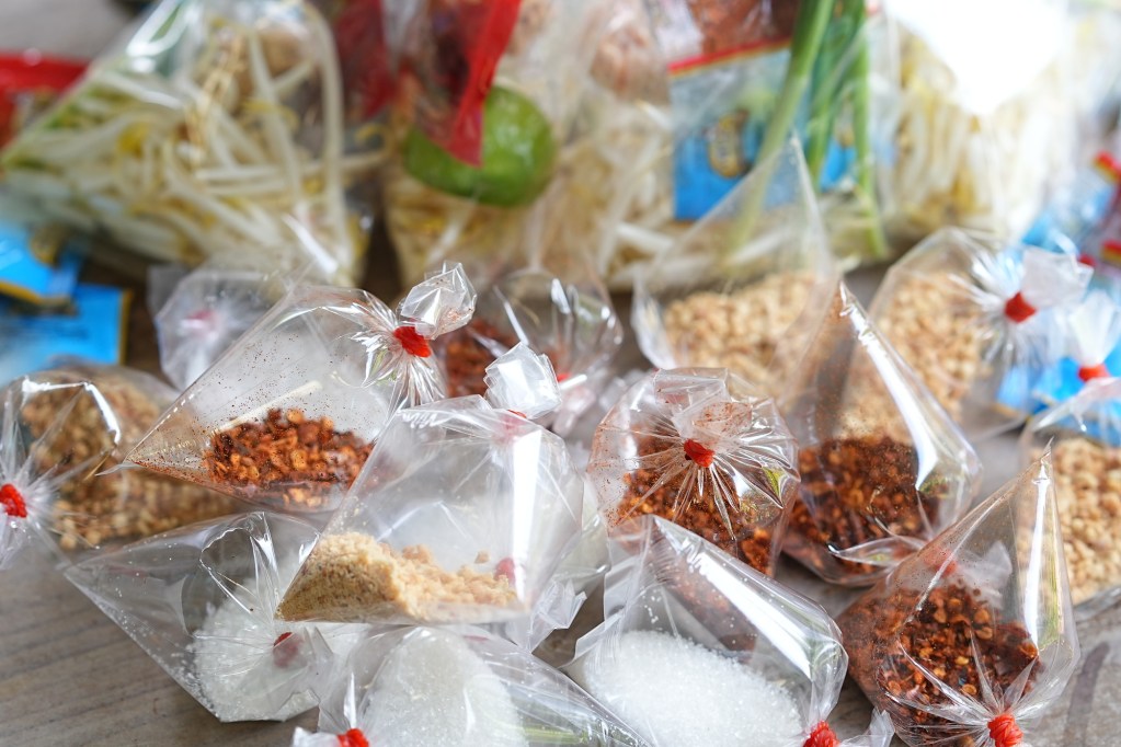 LINE MAN Launches Eco-Friendly “No Condiments” Feature in Food Delivery ...